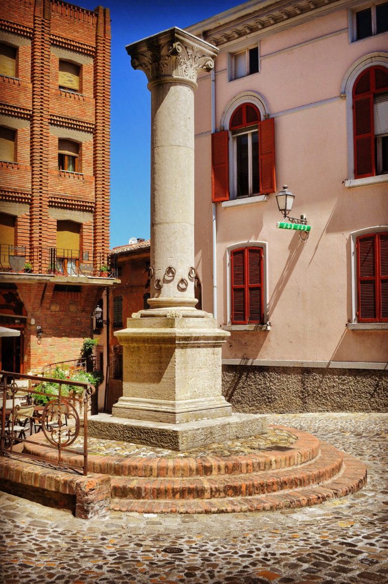 Cosa vedere a Bertinoro, itinerario a piedi in centro (con mappa)