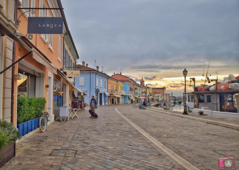Visitare Cesenatico, itinerario a piedi: cosa vedere in un giorno