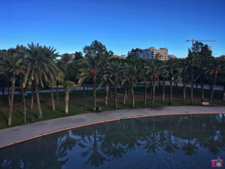 Valencia: dove dormire, come muoversi e come risparmiare